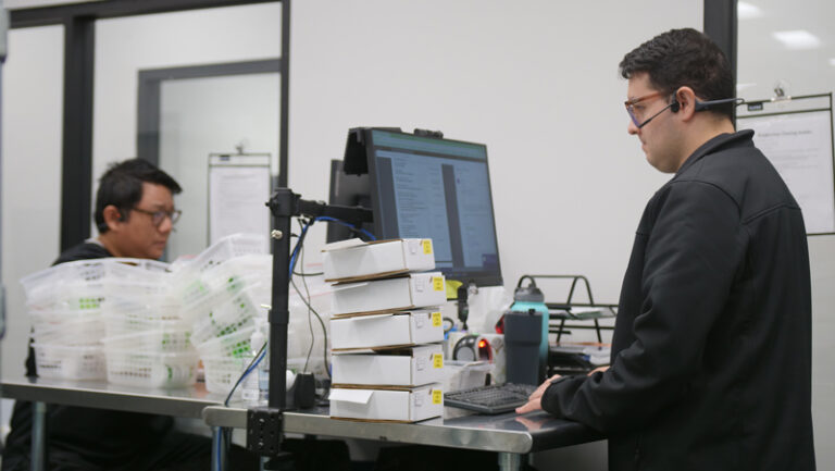 Custom Compounding – FarmaKeio Pharmacy Network